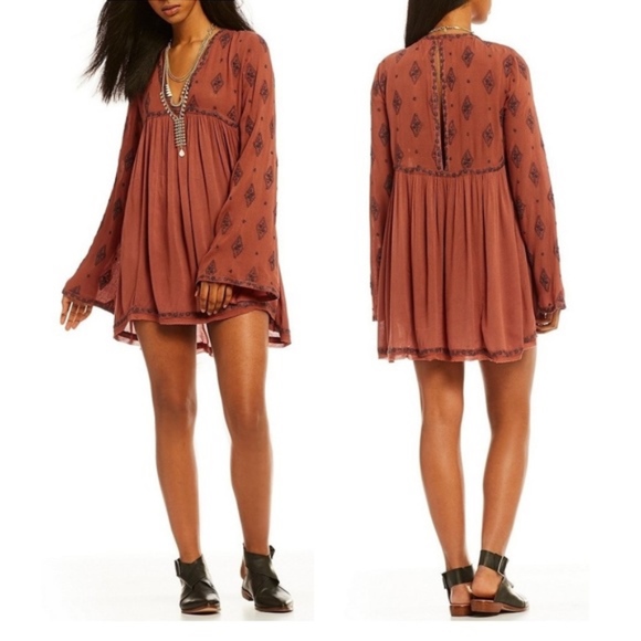 Free People | Tops | Free People Embroidered Bell Sleeve Top Tunic Nwt ...